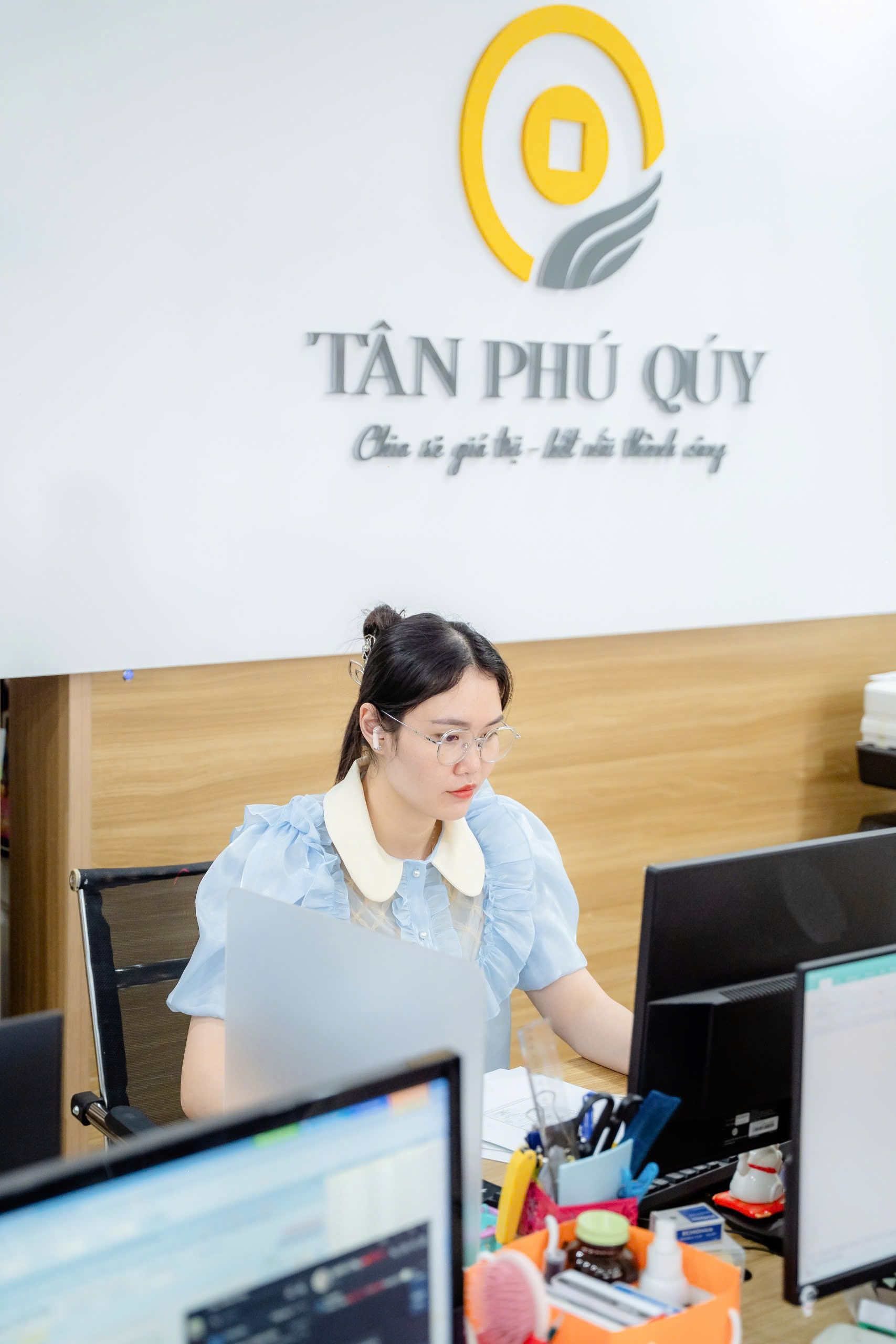 NHỮNG AI ĐƯỢC GỌI LÀ NGƯỜI QUẢN LÝ DOANH NGHIỆP?