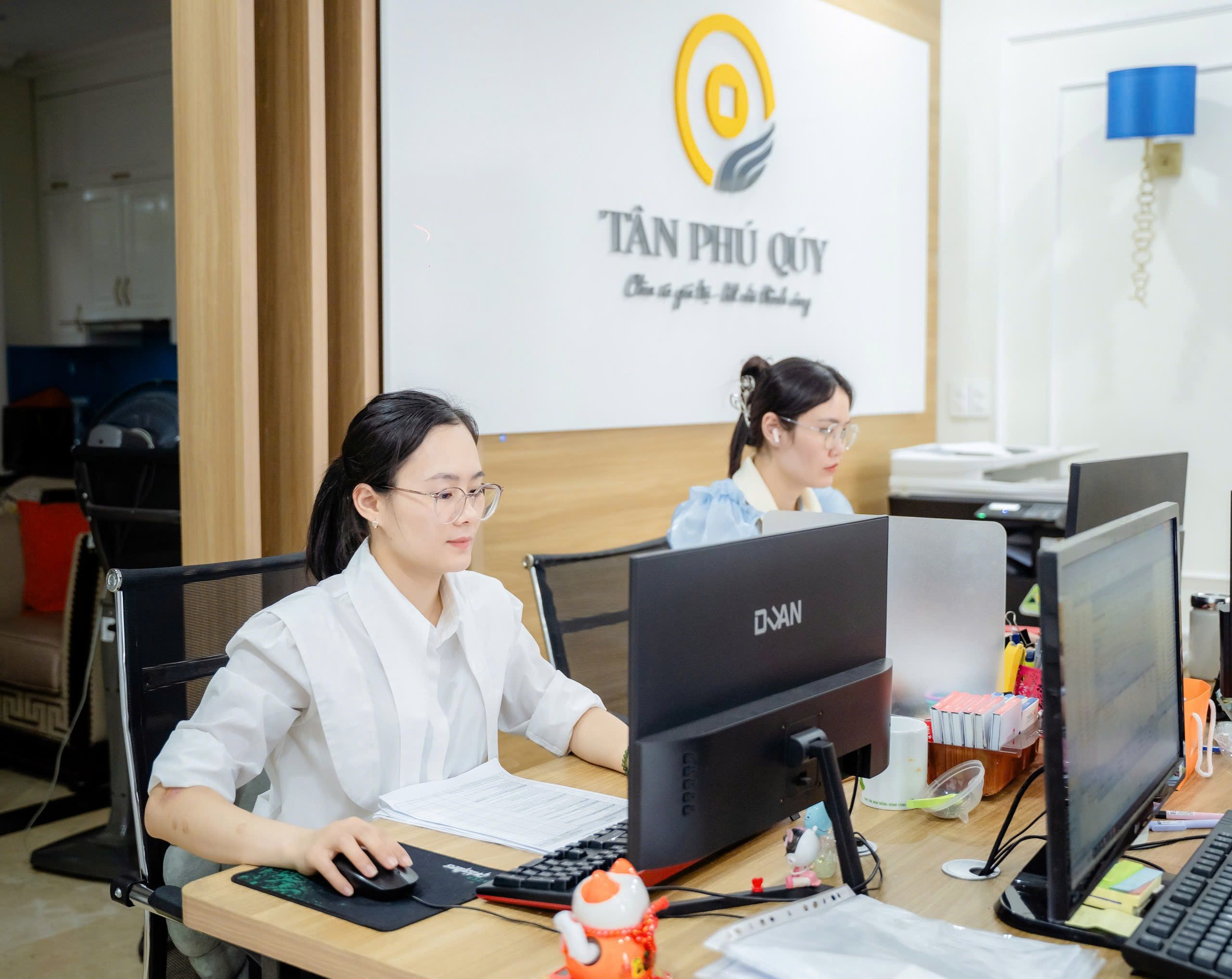 NÊN THÀNH LẬP CÔNG TY HAY HỘ KINH DOANH
